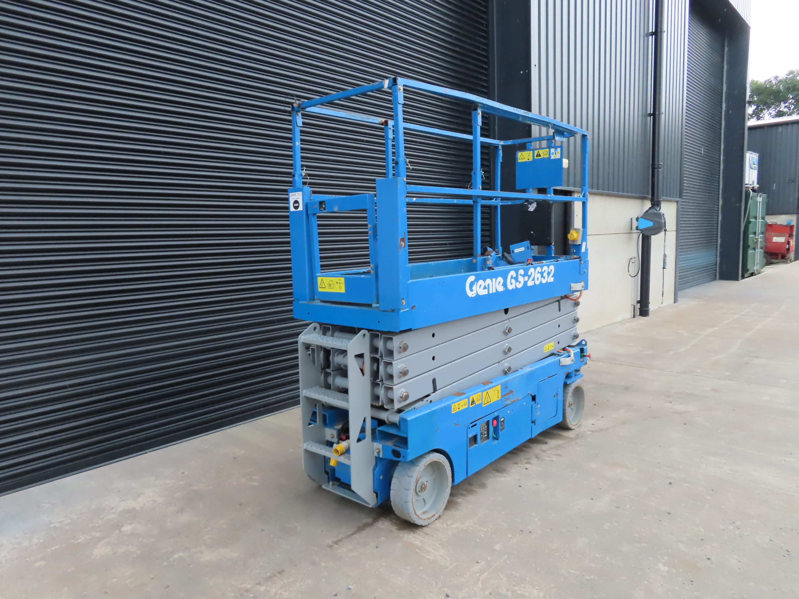 Genie 2632 Scissor Lift Access Platform Work Platform - SN2586 | SHS ...