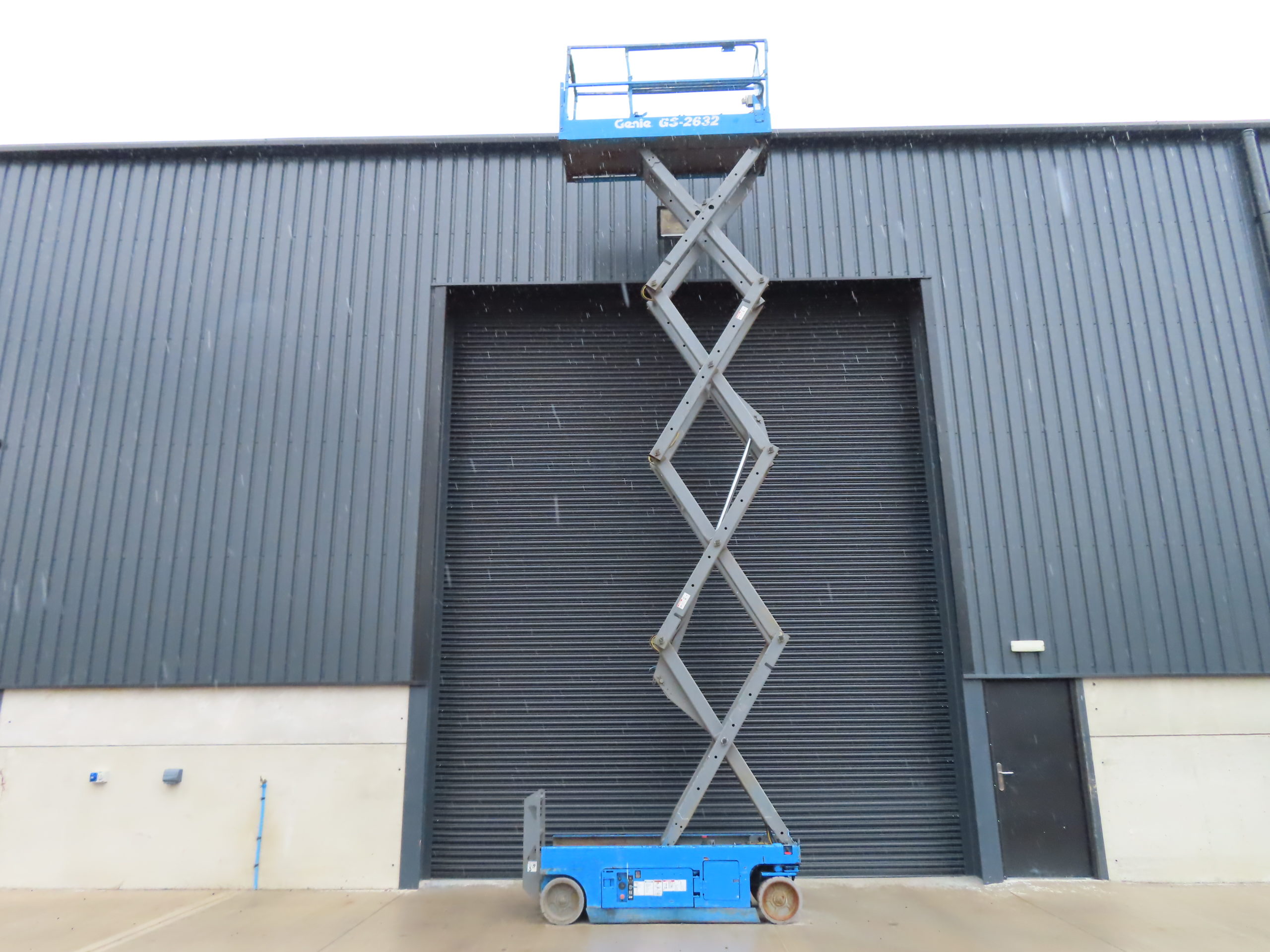 Genie 2632 Scissor Lift Access Platform Work Platform - SN2587 | SHS ...