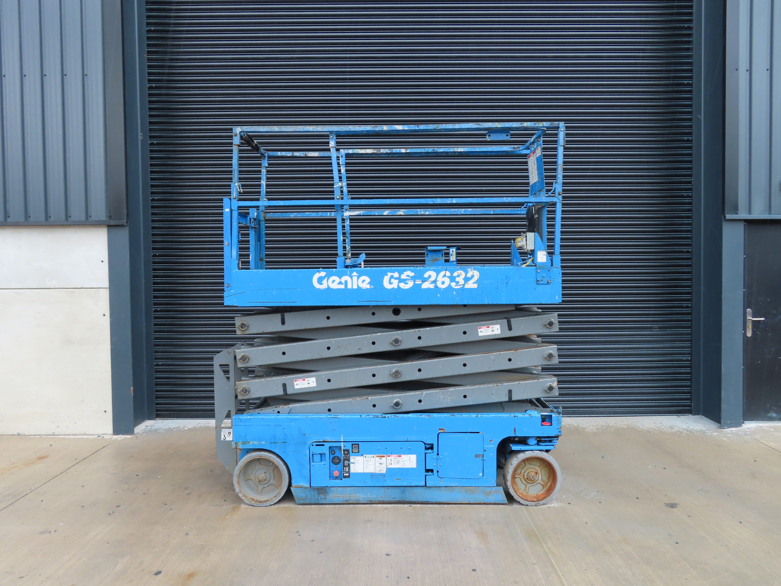 Genie 2632 Scissor Lift Access Platform Work Platform - SN2587 | SHS ...