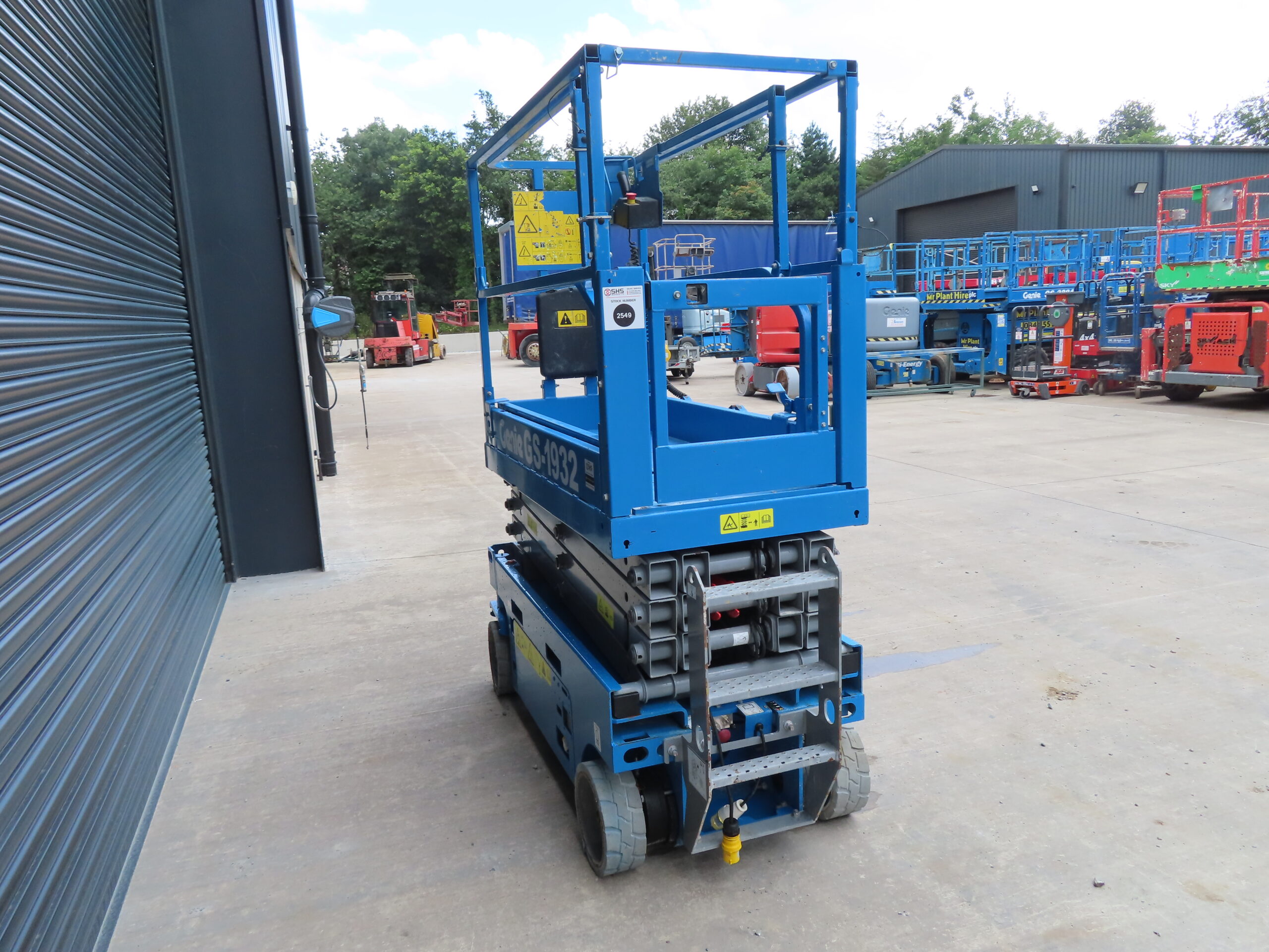 Genie 1932 Scissor Lift Access Platform Work Platform- SN 2549 | SHS ...