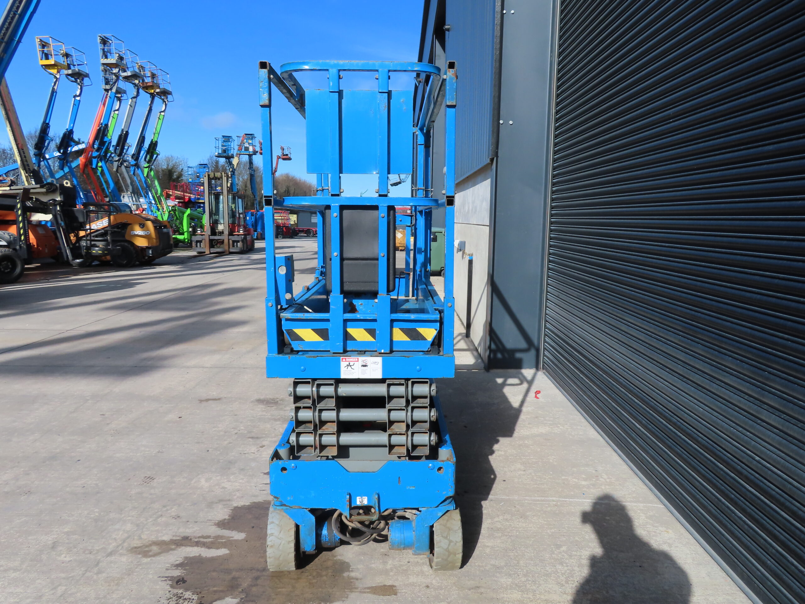 Genie 1932 Scissor Lift Access Platform Work Platform- SN 2707 | SHS ...