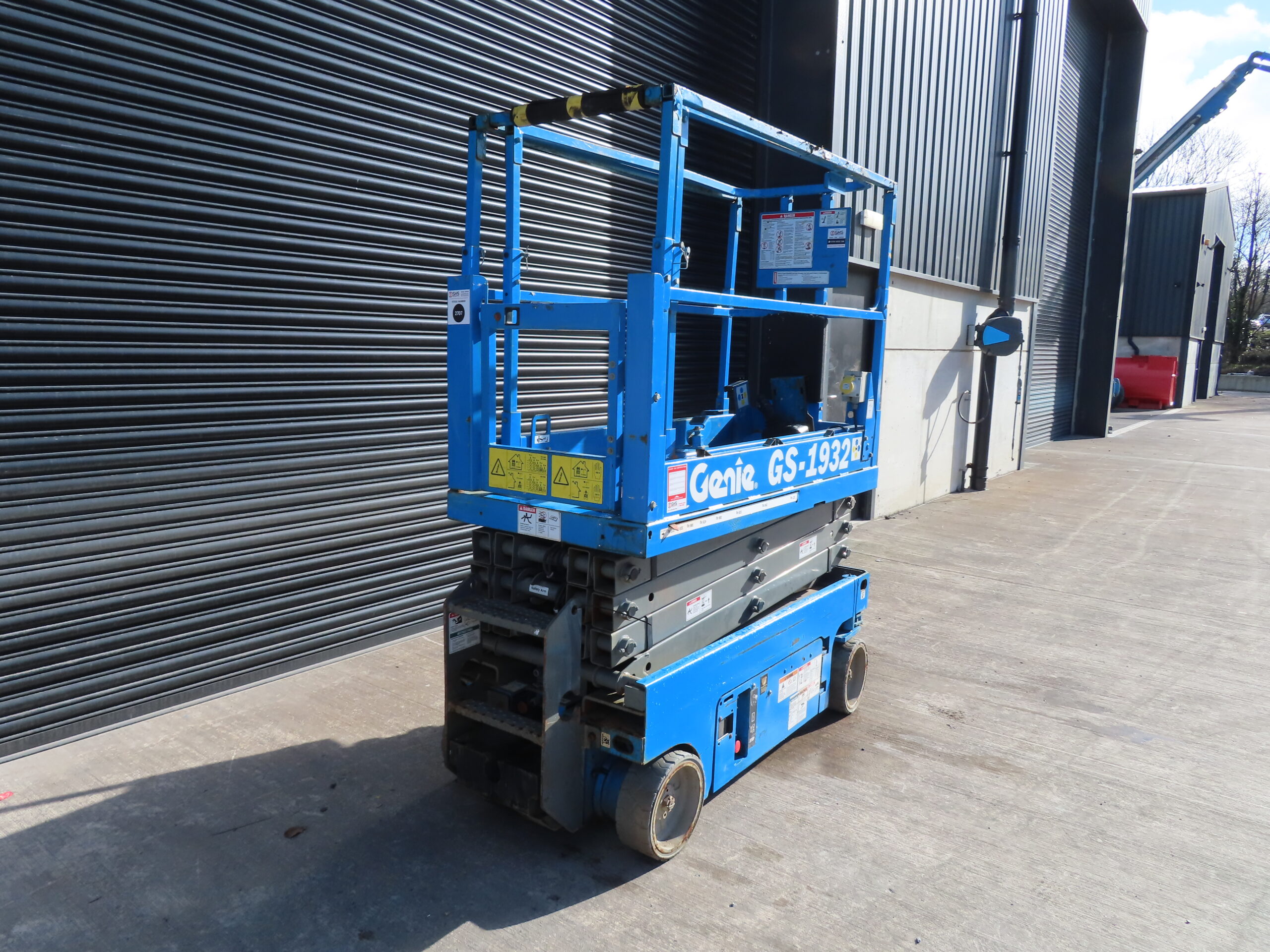 Genie 1932 Scissor Lift Access Platform Work Platform- SN 2707 | SHS ...