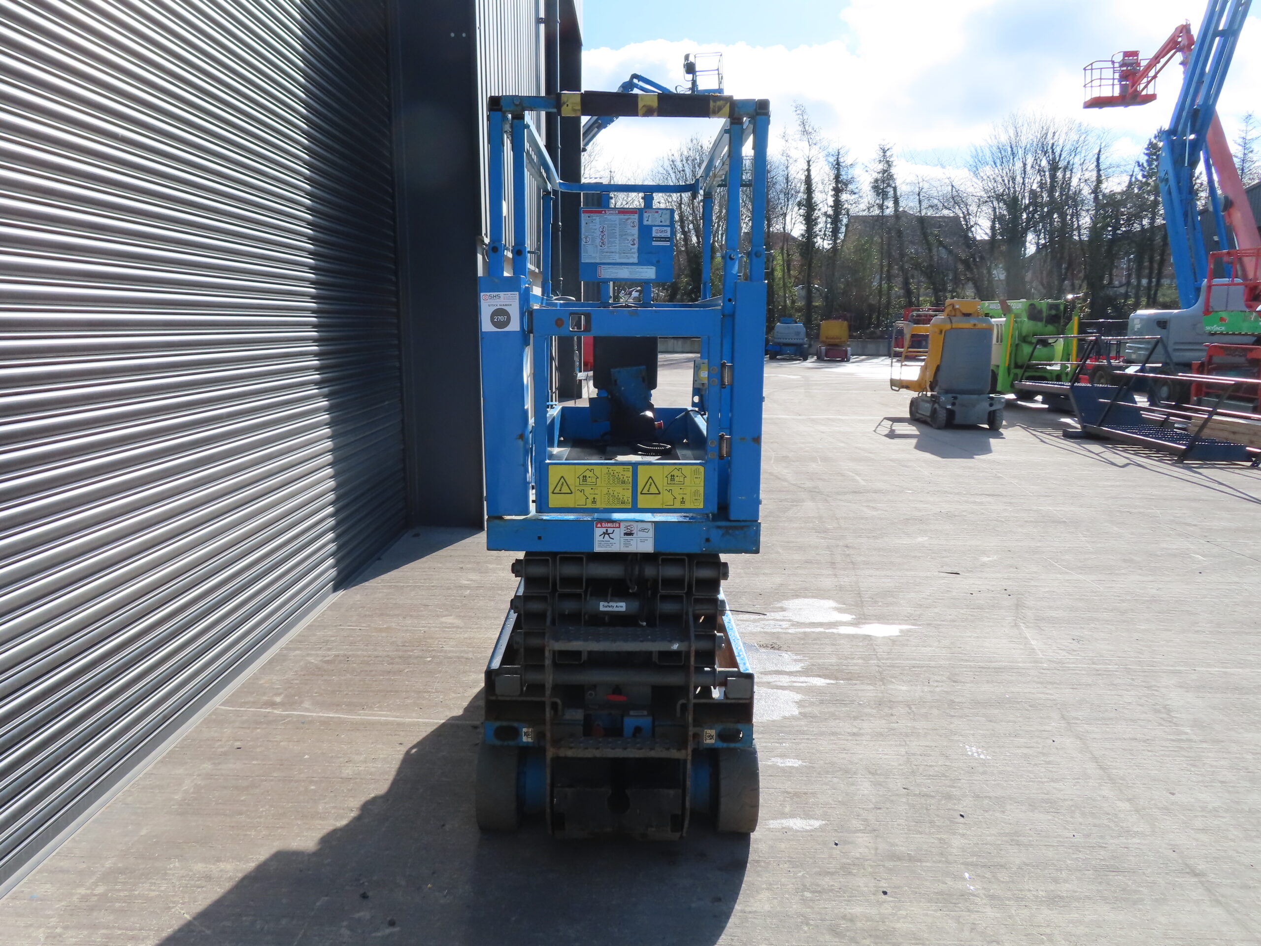 Genie 1932 Scissor Lift Access Platform Work Platform- SN 2707 | SHS ...