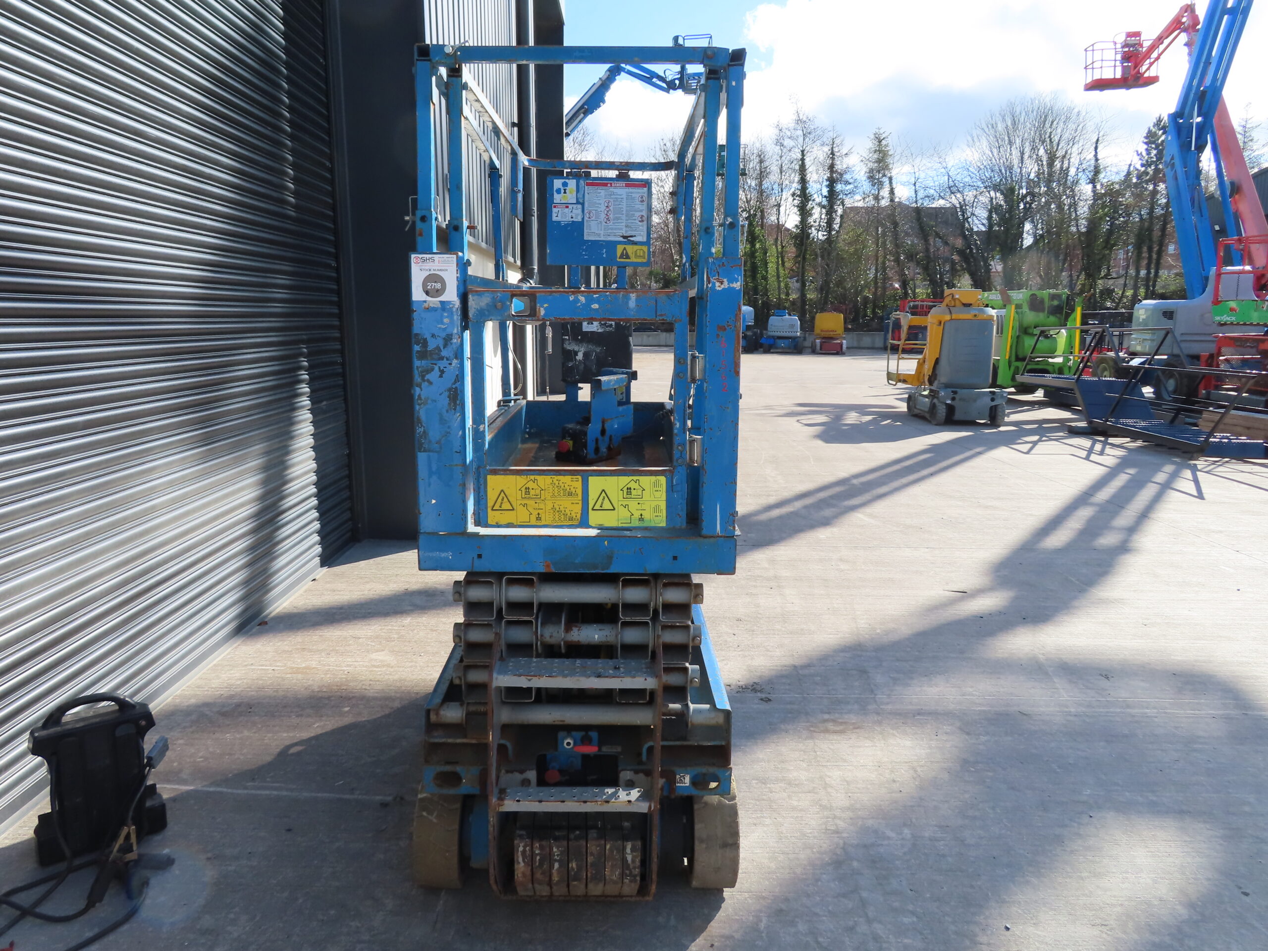 Genie 1932 Scissor Lift Access Platform Work Platform- SN 2718 | SHS ...