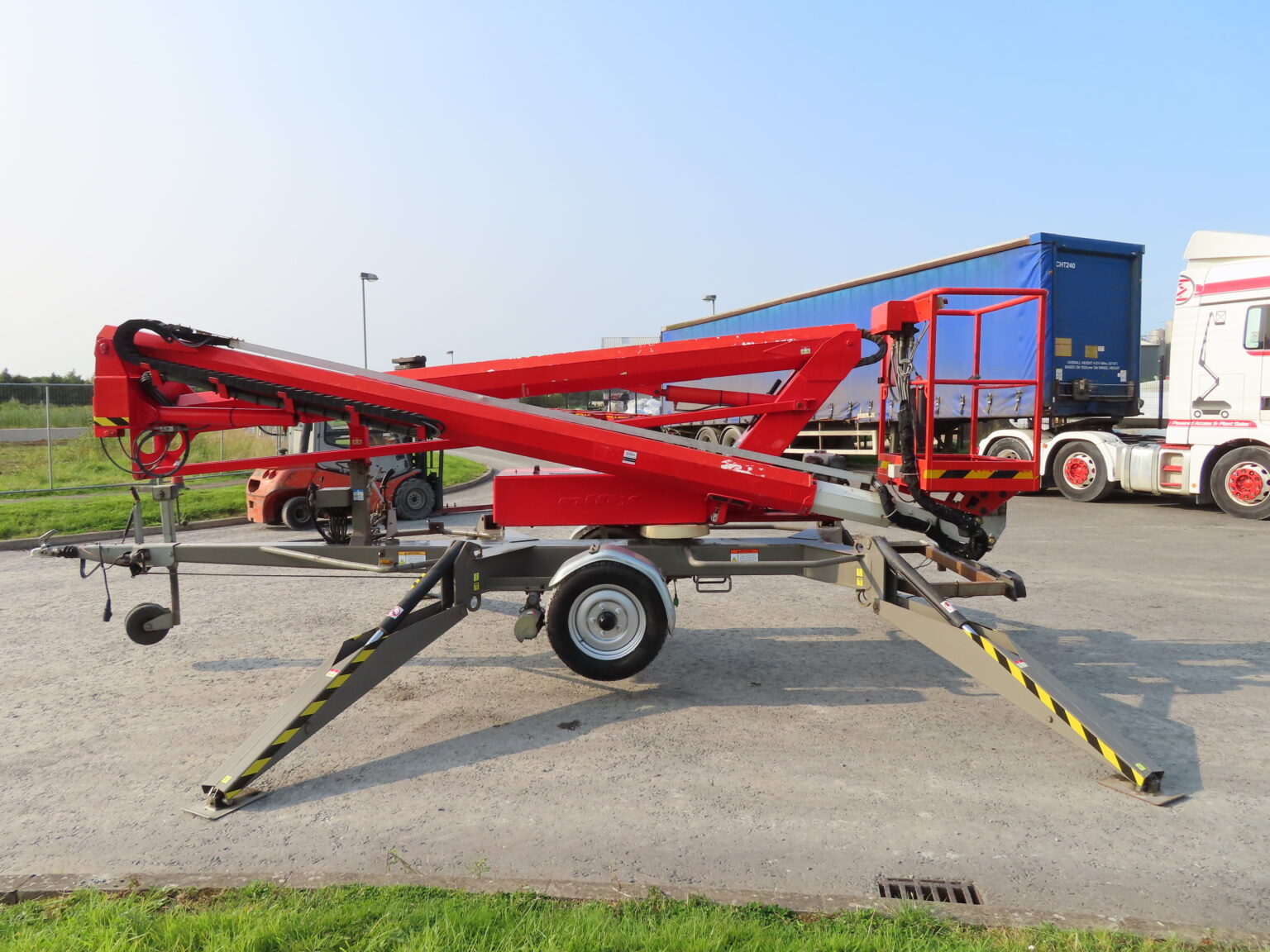 Niftylift 170HDET Tow behind Boom Lift Access Platform Cherry Picker SN ...