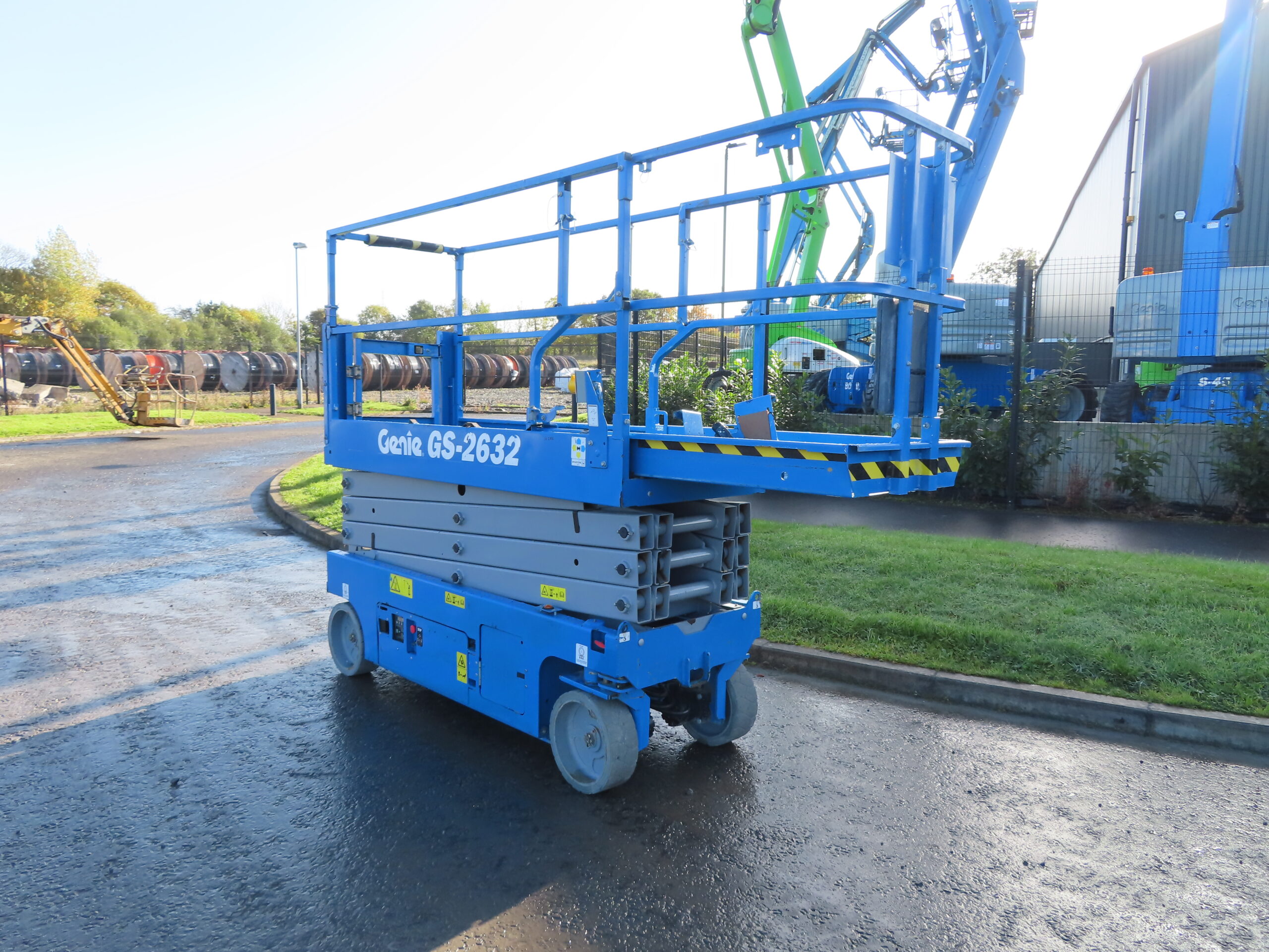 Genie 2632 Scissor Lift Access Platform Work Platform - SN2885 | SHS ...